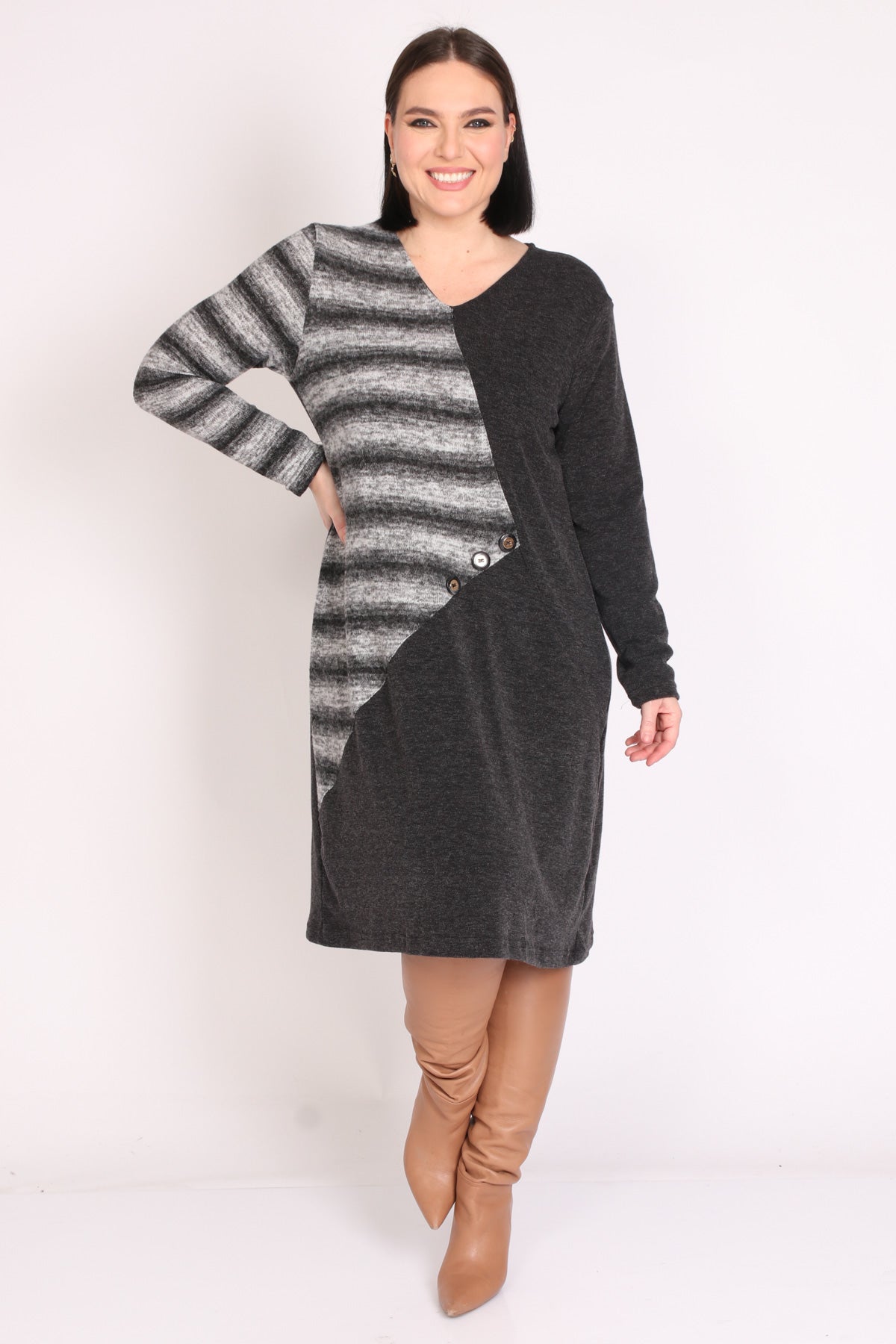 שמלות | הגרה | בית אופנה לנשים בכל המידות | HAGARA